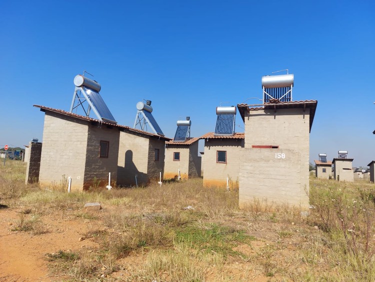 Boksburg families refuse to move to serviced sites | GroundUp