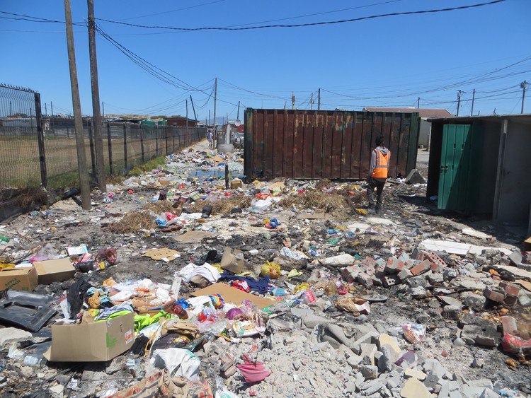 Rubbish piles up in growing Mfuleni settlements | GroundUp