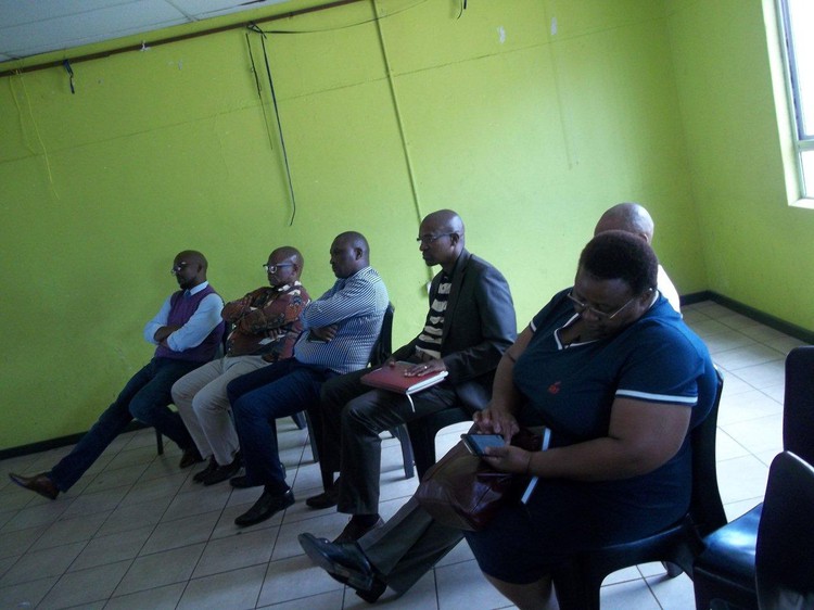 Mfuleni leaders detain principals in spat with education department ...