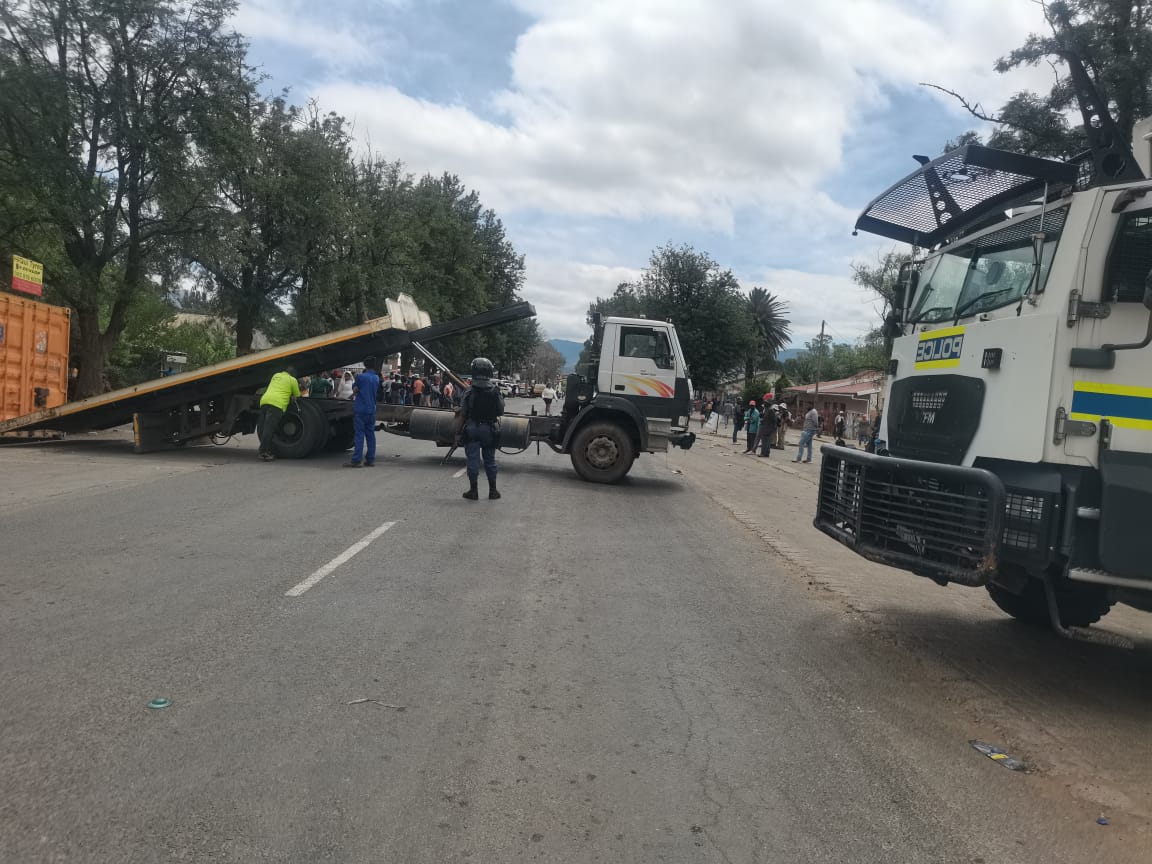 Eastern Cape traders shut down by municipality over festive season ...