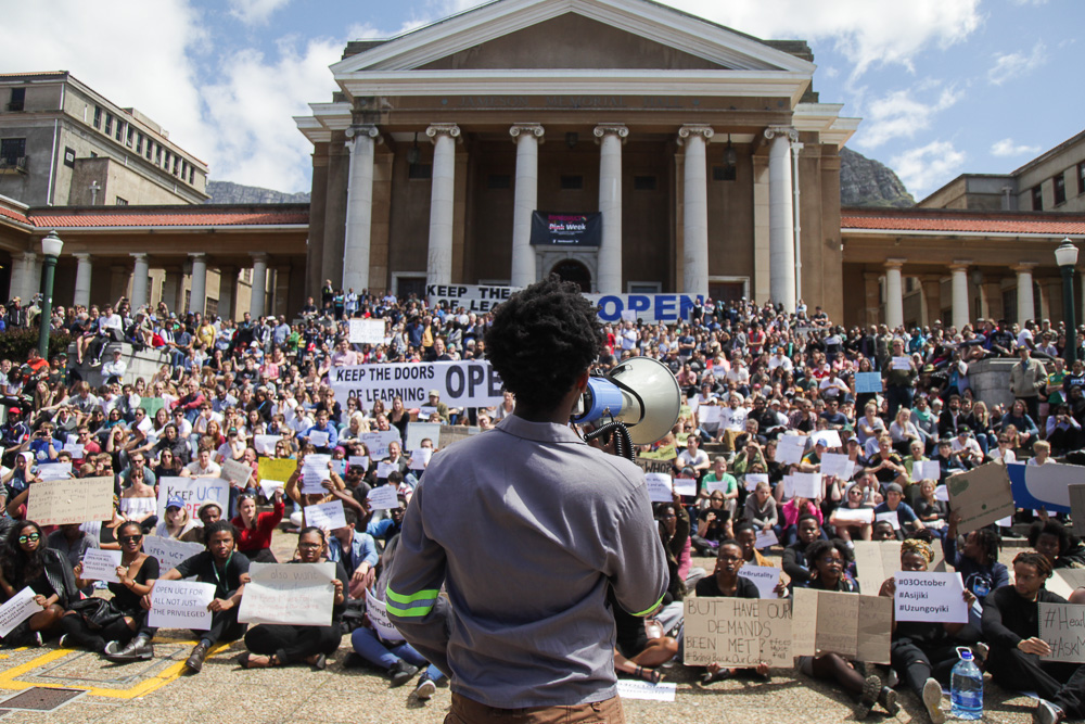 Thousands of students and staff hold silent protest for UCT to stay ...