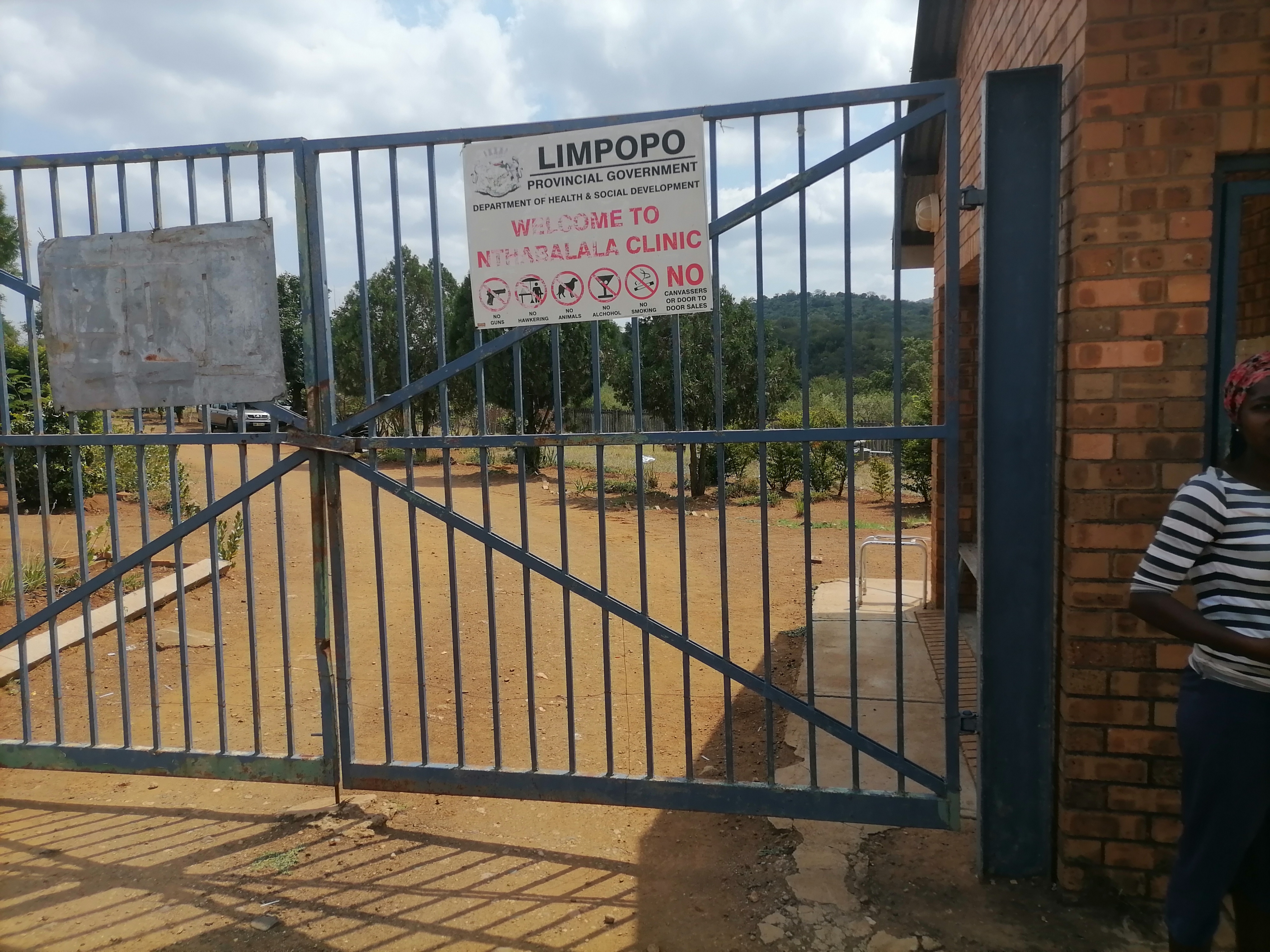 Nurses and patients have to bring their own water to this Limpopo ...