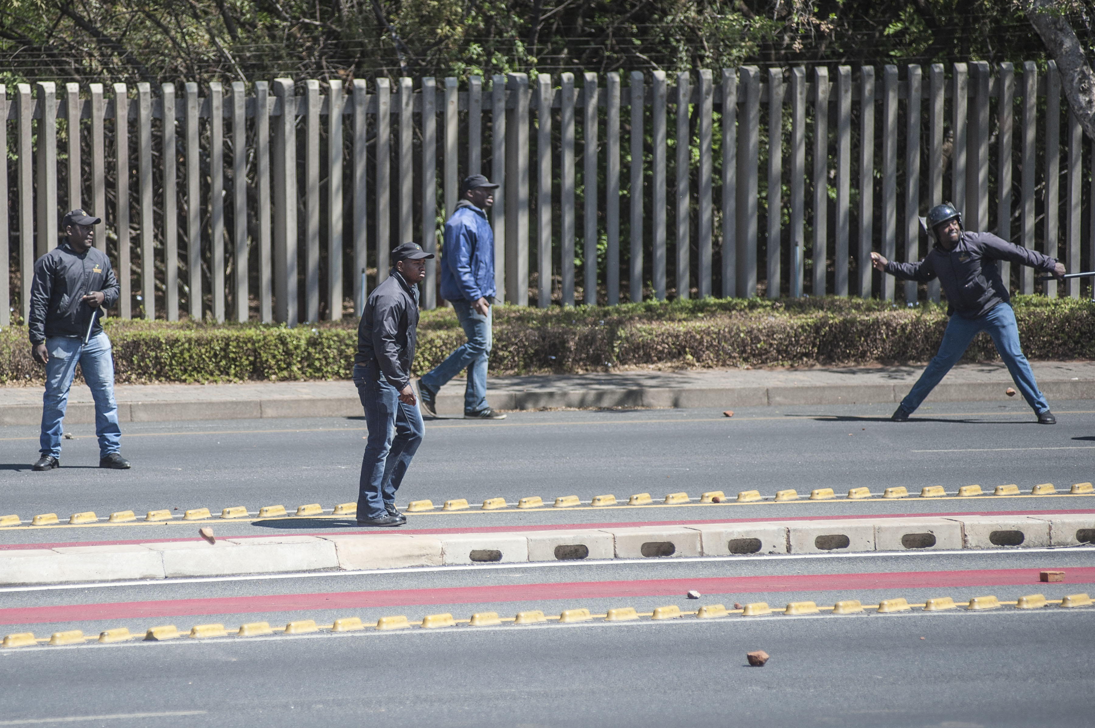 In photos: clashes at University of Johannesburg | GroundUp