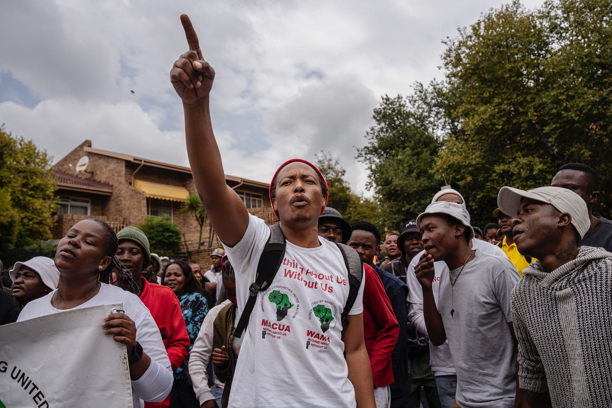 Protesters accuse coal mining company of damaging their homes