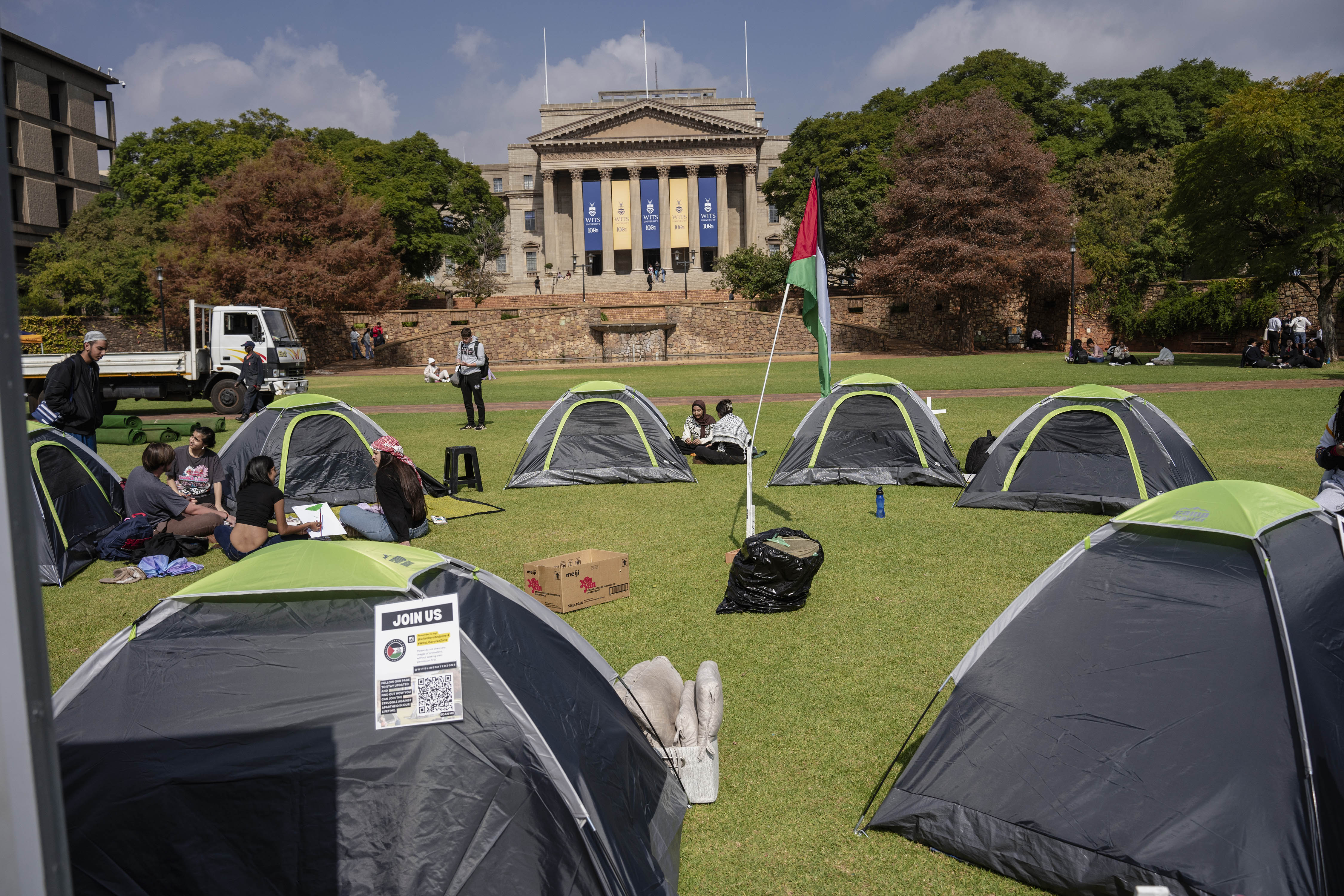 Wits students set up Palestinian solidarity encampment | GroundUp