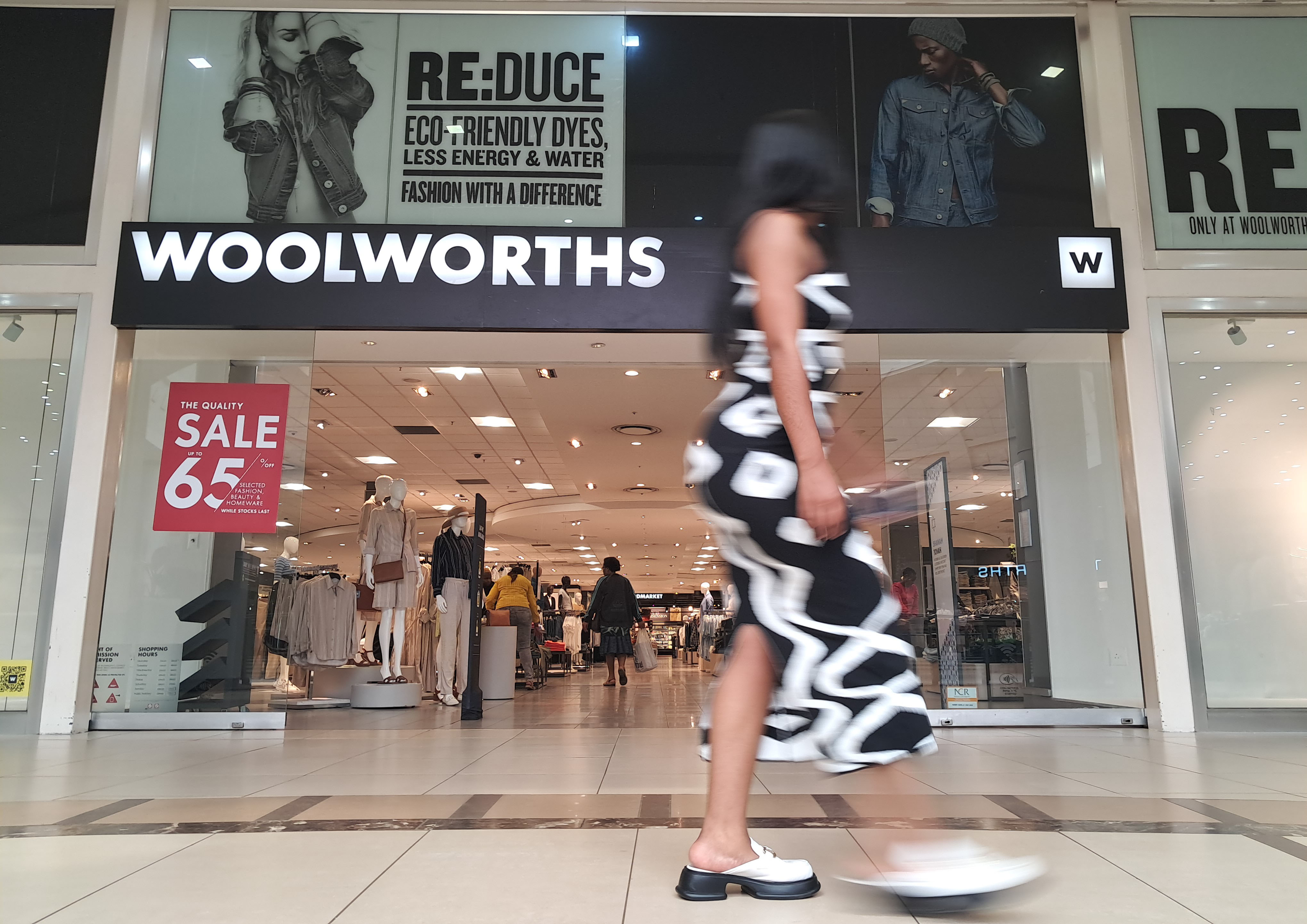 Why the Woolies boss was paid 1,300 times as much as a shopfloor worker