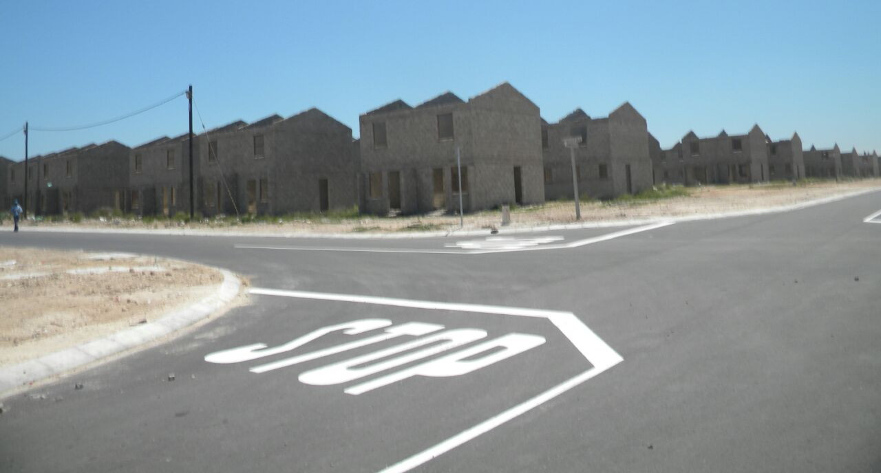 Poorly built municipal housing project may face demolition | GroundUp
