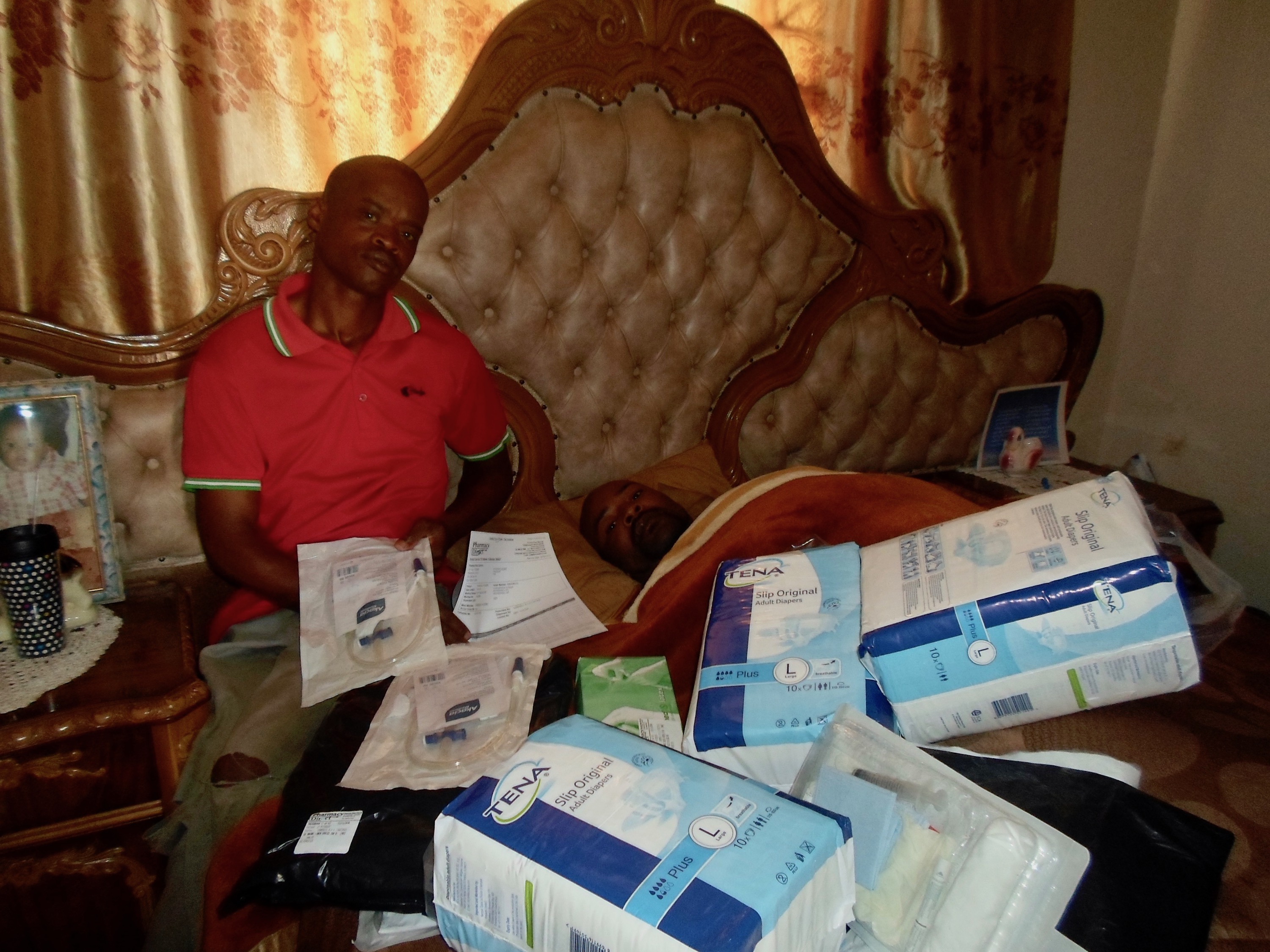 Paralysed man gets his medication | GroundUp