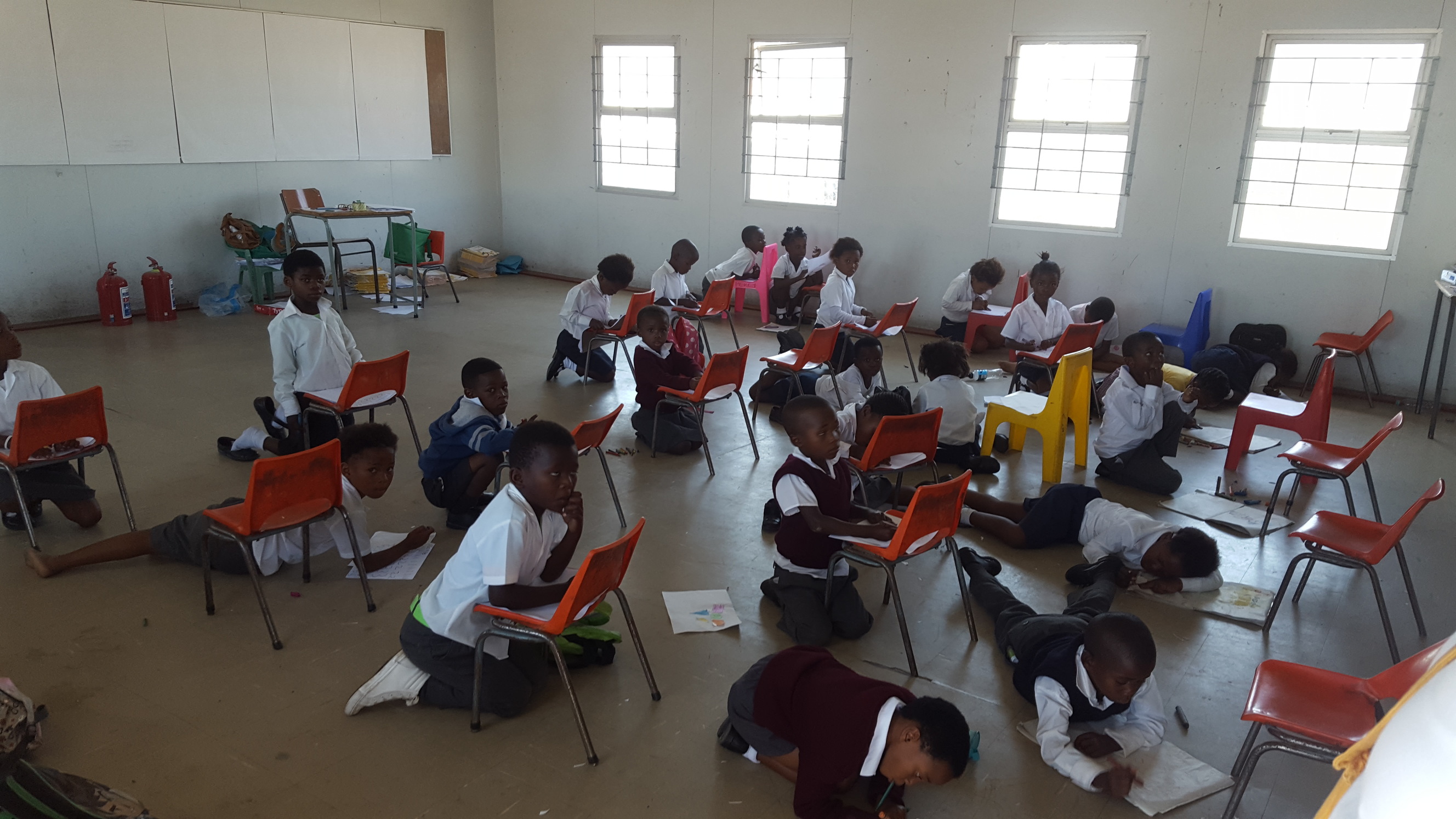 No place for kids, so community starts informal school in Milnerton ...