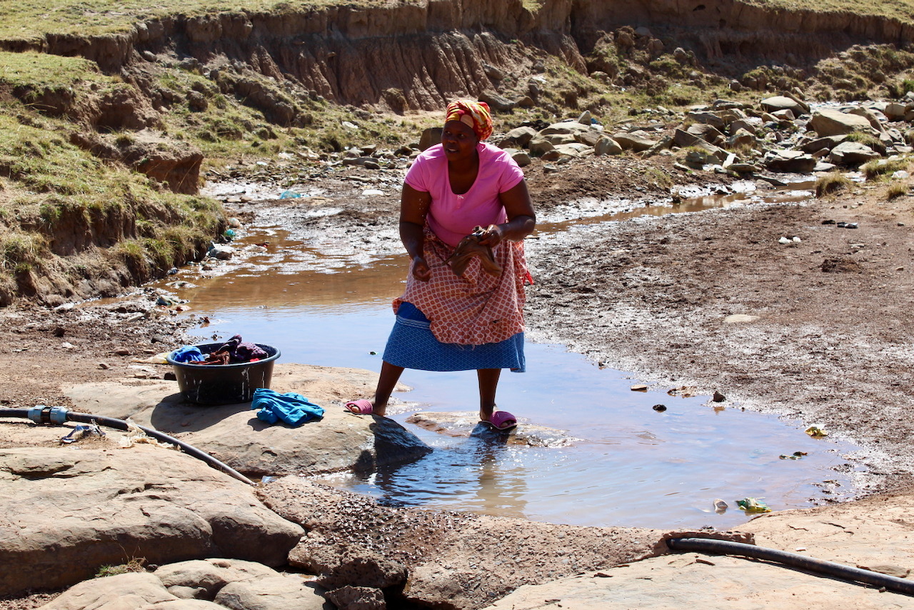 Village without tap water for two years | GroundUp