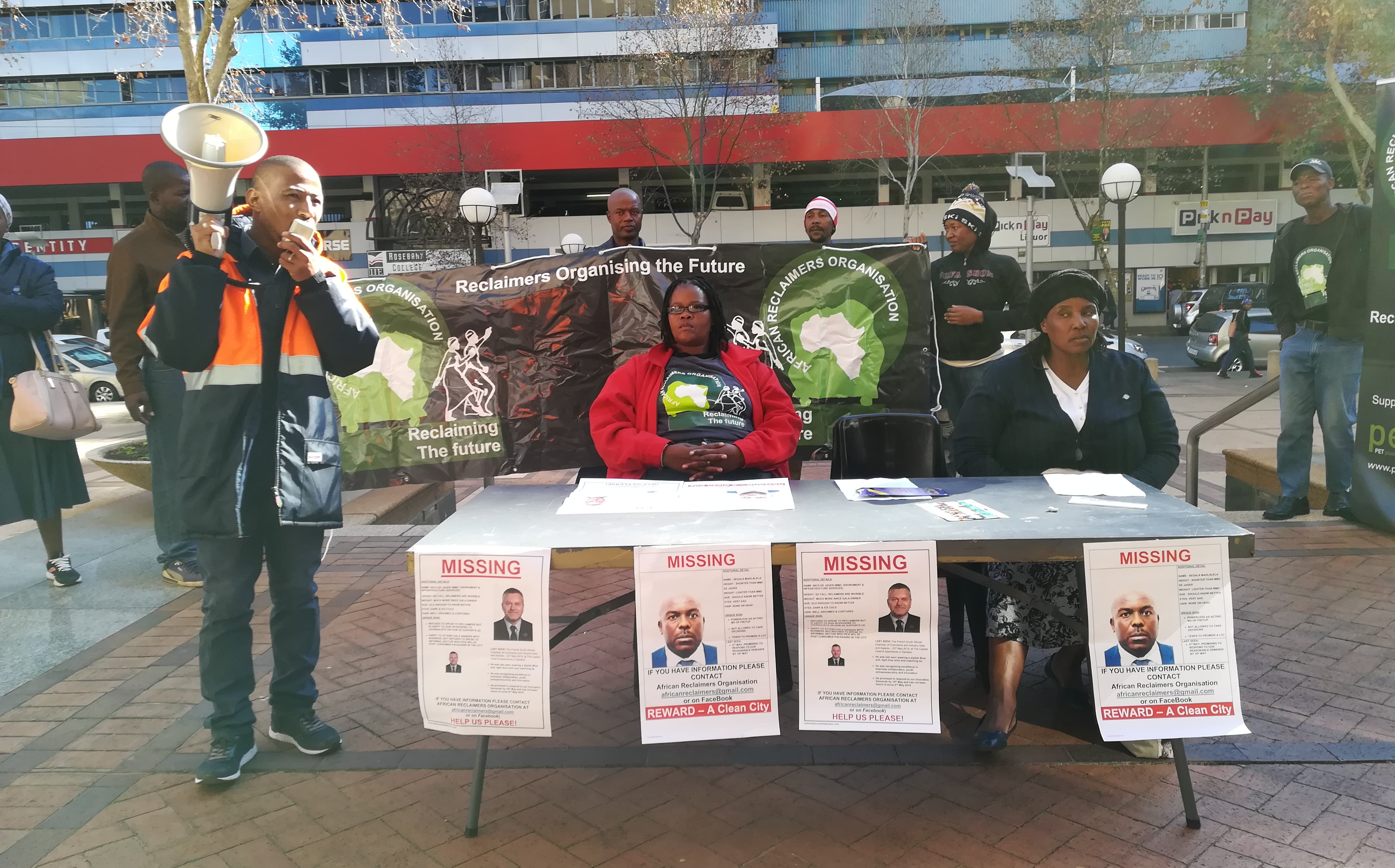 Tensions between waste pickers and Johannesburg municipality escalate ...