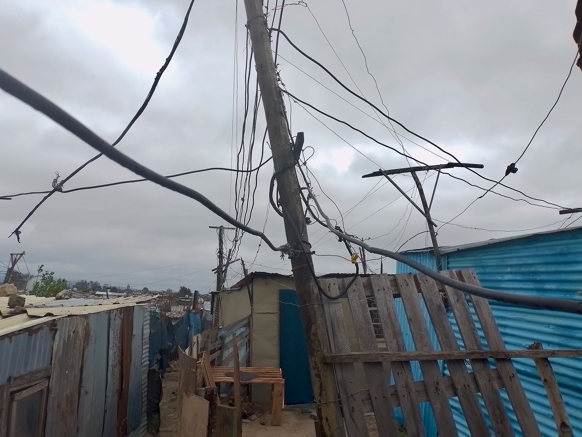 Residents stop IEC registering voters in Philippi | GroundUp